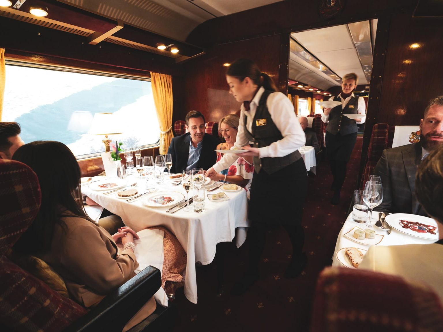 Statesman Rail | The Train